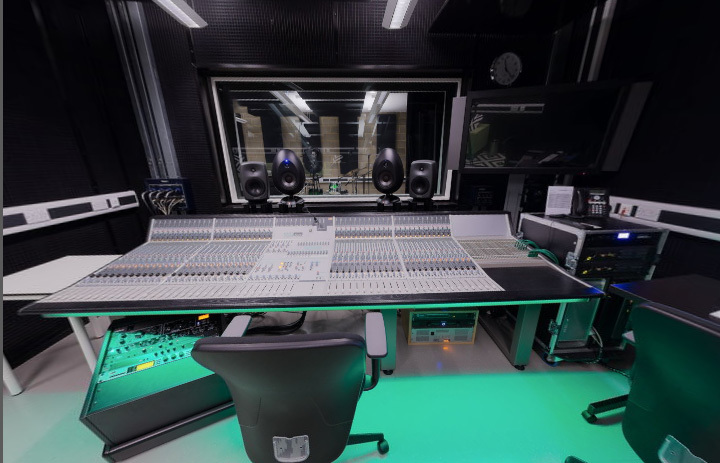 Seminar and Classrooms at The Backstage Centre | National College ...